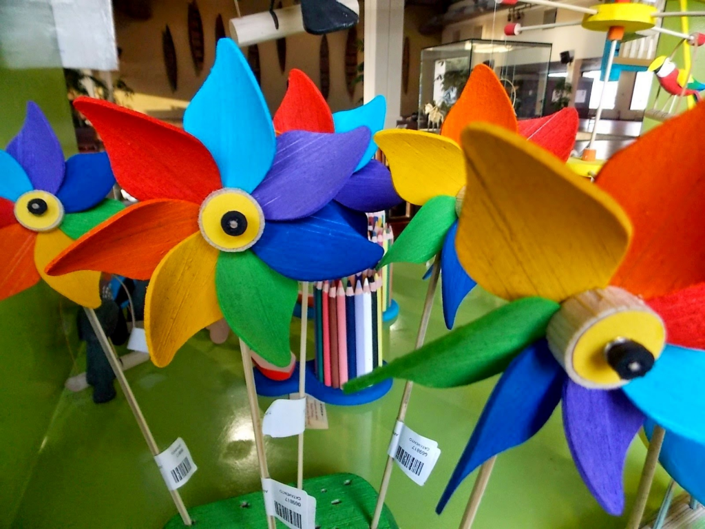 Brinquedos de Miriti: Artesanato da Floresta que Encanta o Mundo - CRAB ...